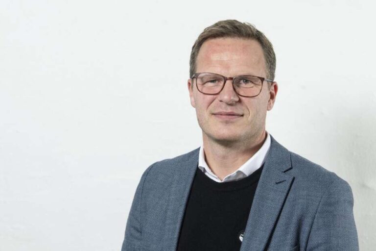 Direktør på hjemmebane – AALBORG i FARVER 2026